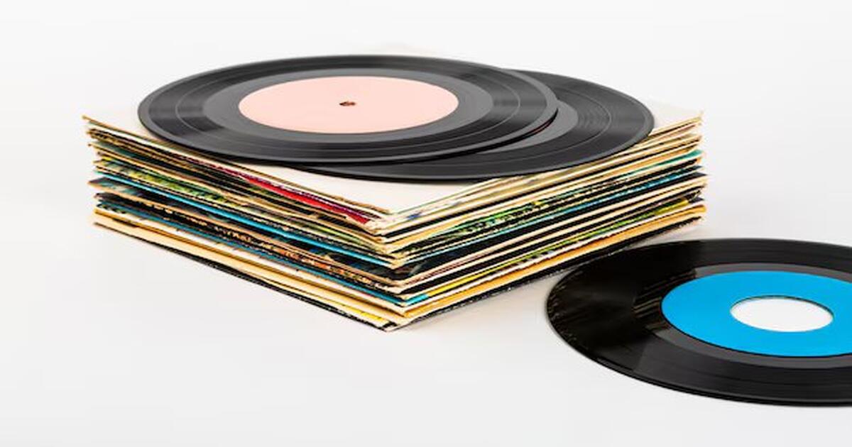 I Am Collecting Vinyl Records!! 🎶 for Free in Centennial, CO | For Sale ...