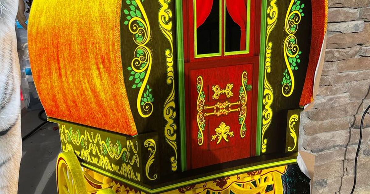 Large Cutout Gypsy Wagon Prop for Free in Alexandria, VA | For Sale ...