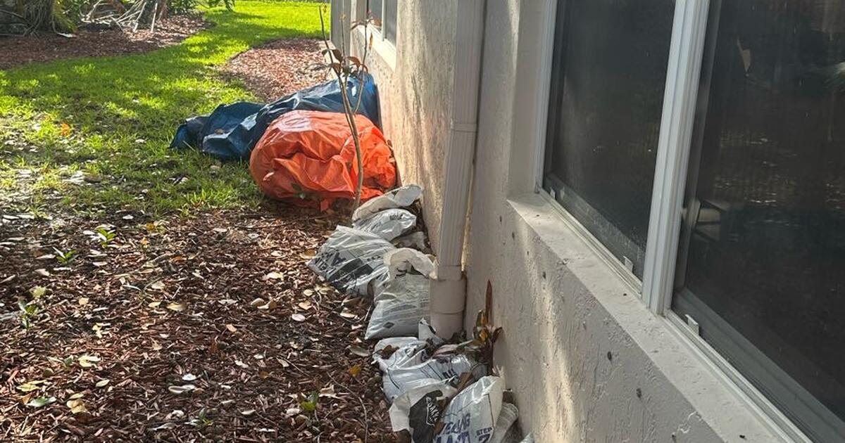 Free used Leveling sand bags and tarp. for Free in Weston, FL | For ...