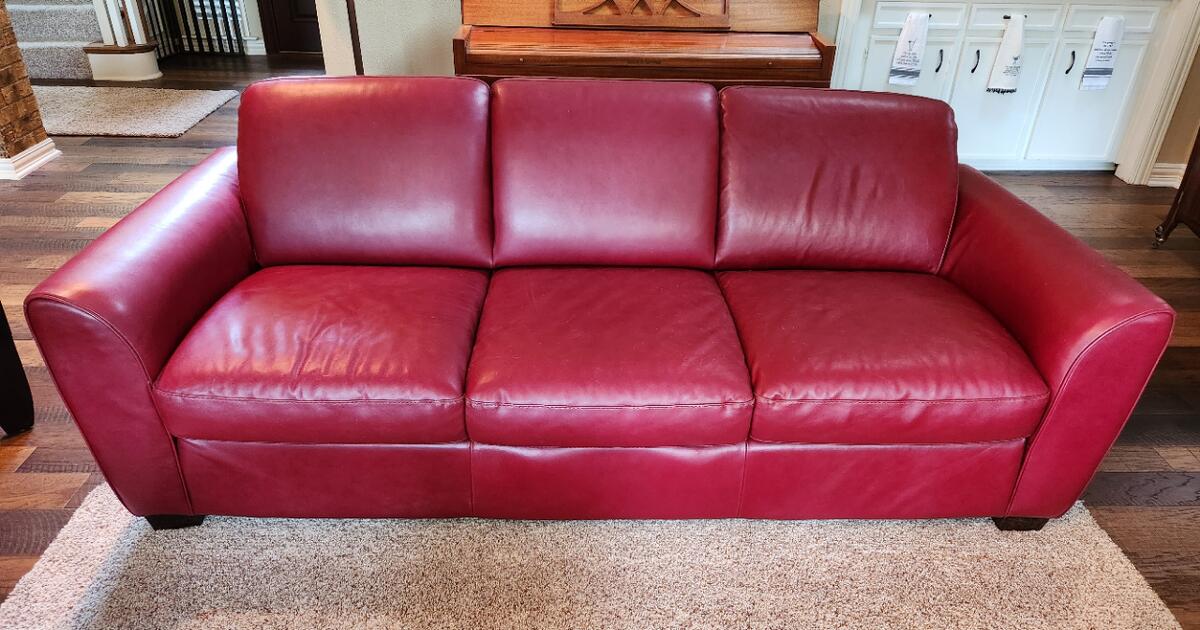 Natuzzi Editions Red Leather Sofa for $350 in Richardson, TX | For Sale ...