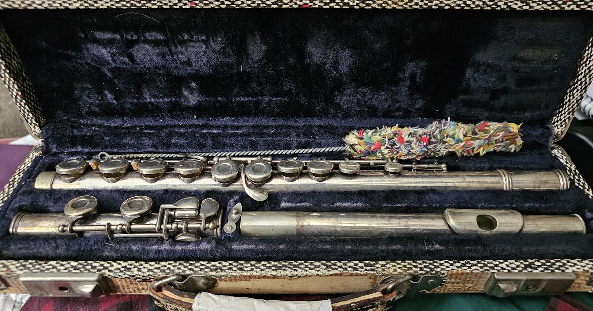 Musical instruments & a great car. for $1234 in Rogue River, OR | For ...