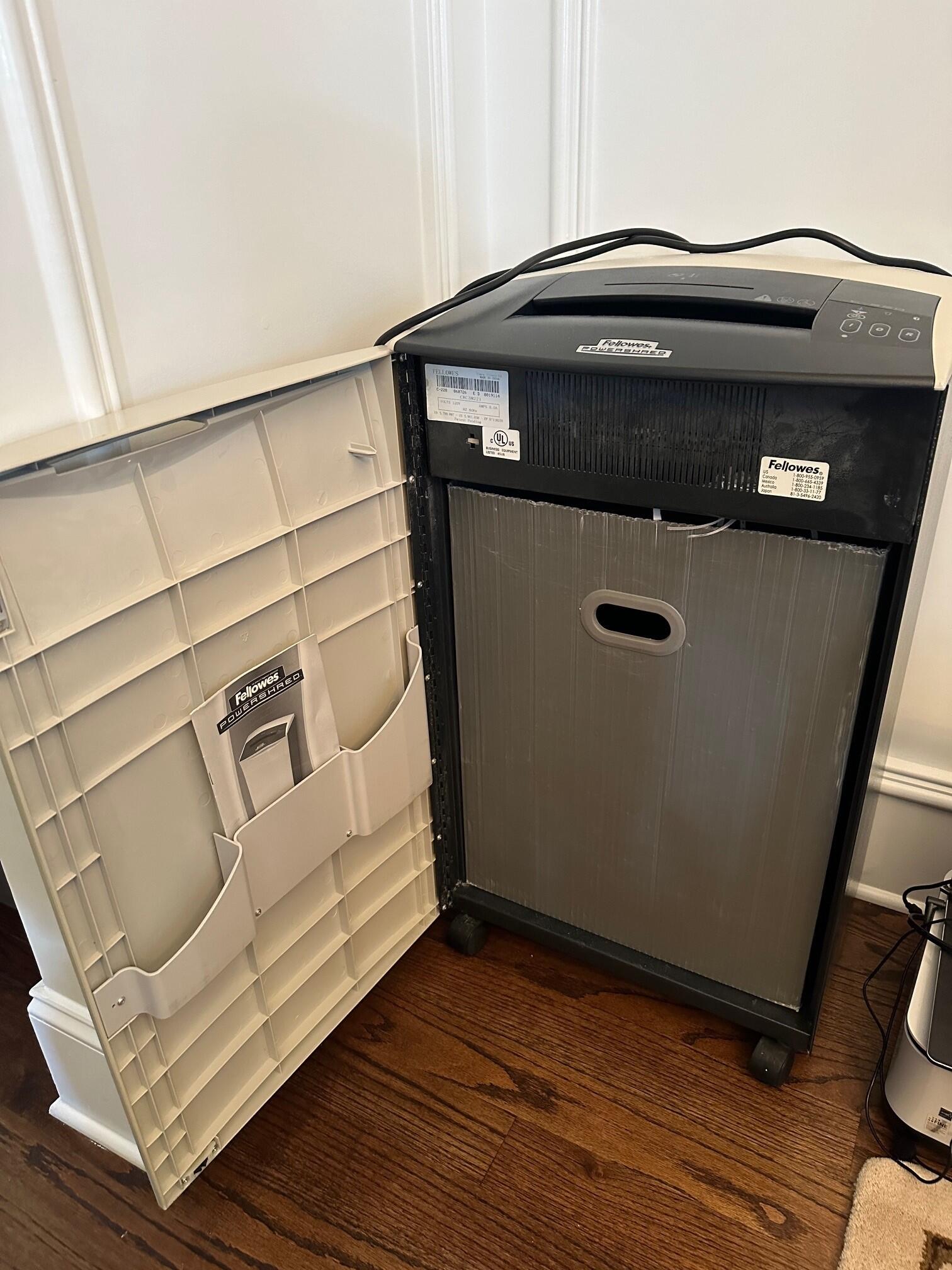 Fellowes Powershred C-220 Paper Shredder for $100 in Atlanta, GA | For ...