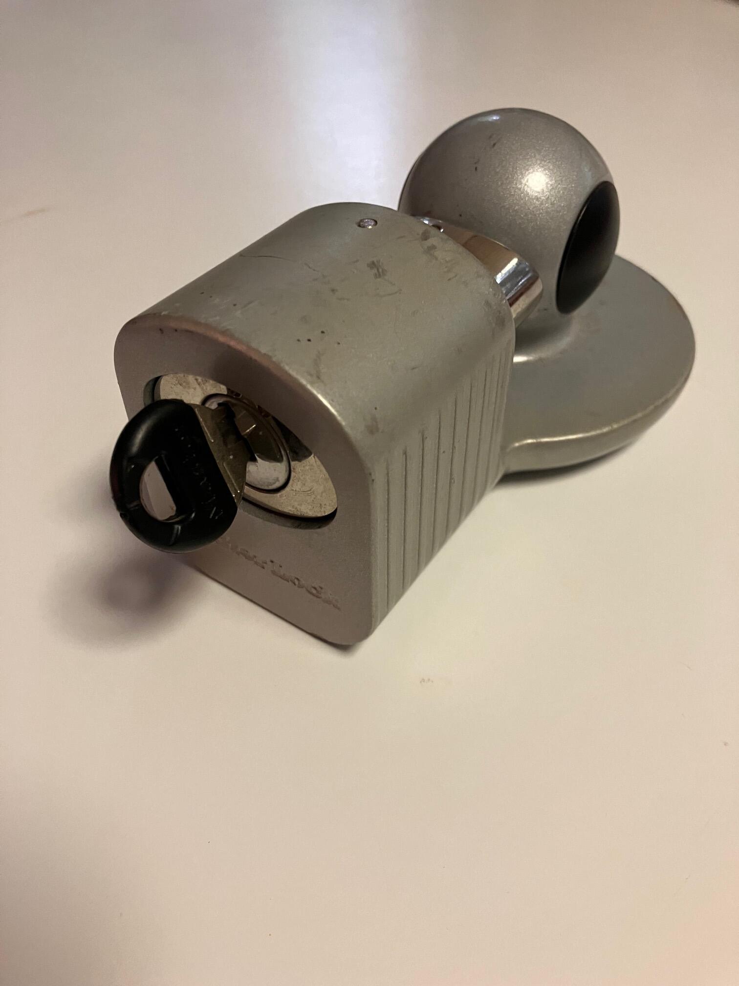 Master Lock - Universal Coupler Lock Model # 377 for $10 in Dallas, TX ...