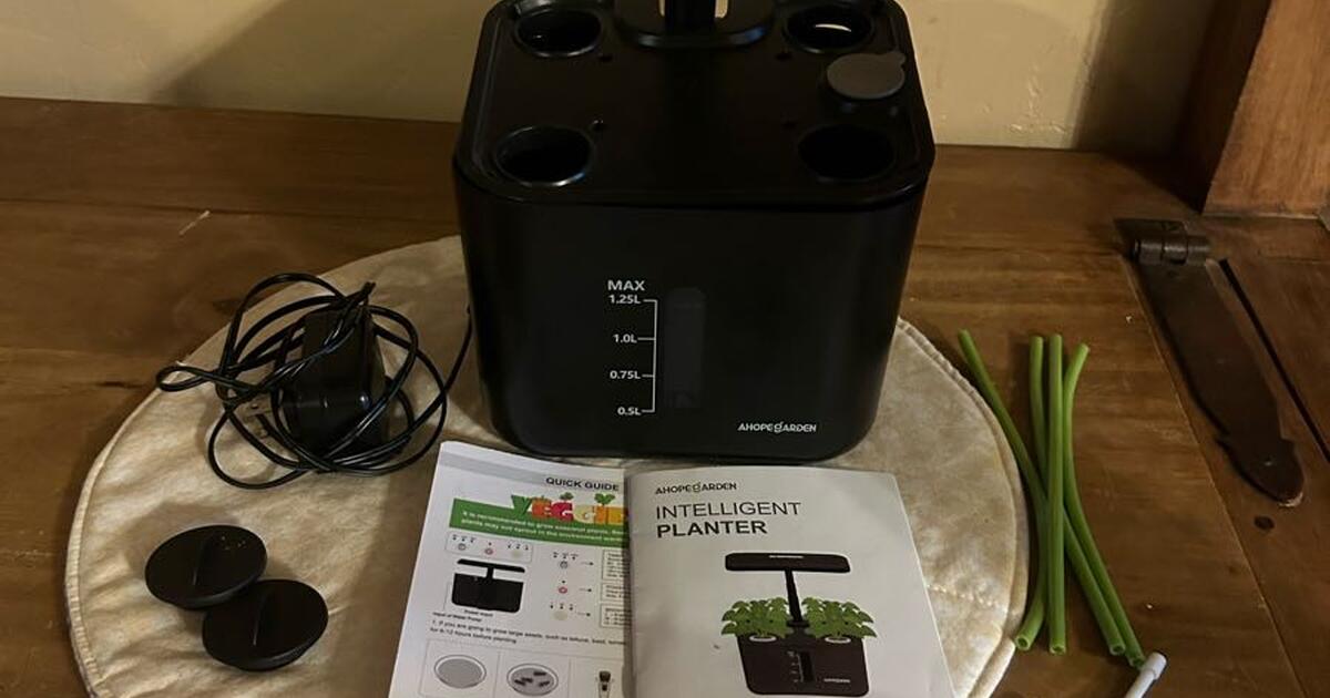 Intelligent indoor hydroponic planter for $15 in Tucson, AZ | For Sale ...
