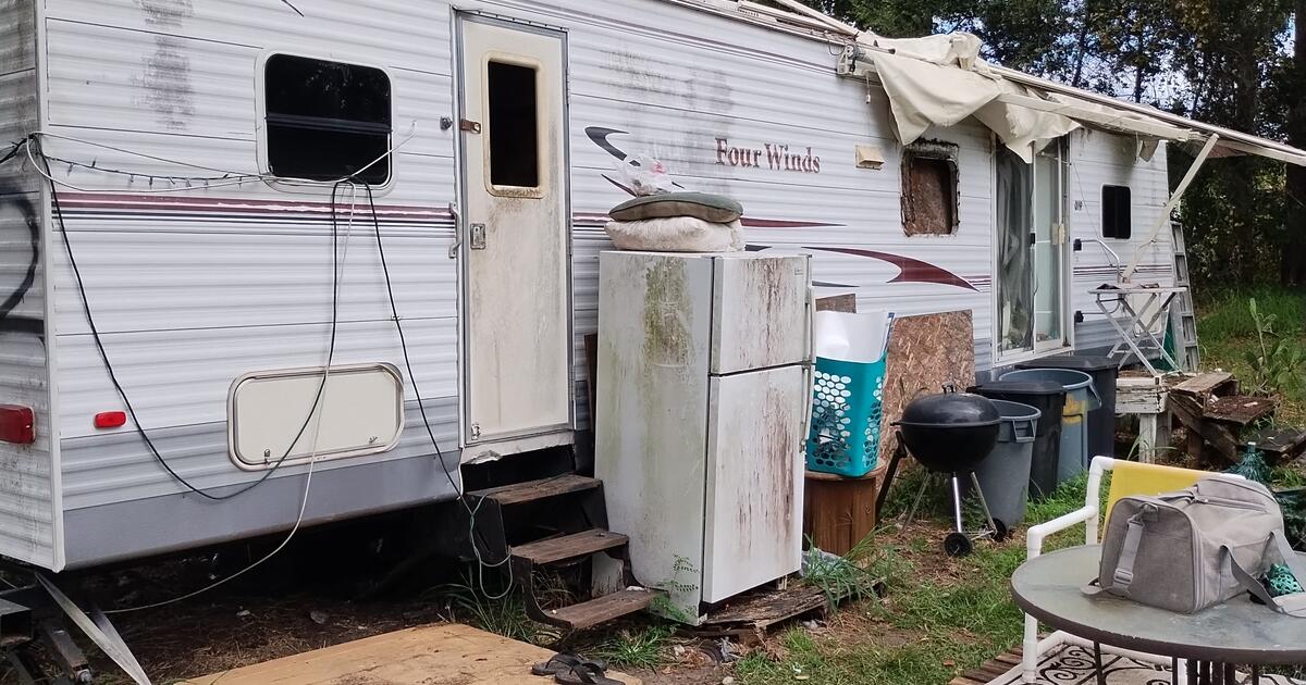 Free 38 Ft Travel Trailer for Free in St. Cloud, FL | For Sale & Free ...