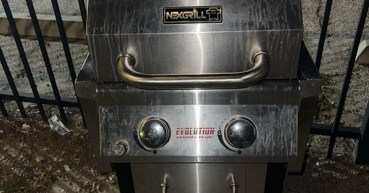 Nexgrill Evolution Infrared Plus Grill for Free in Los Angeles, CA | For Sale & Free — Nextdoor