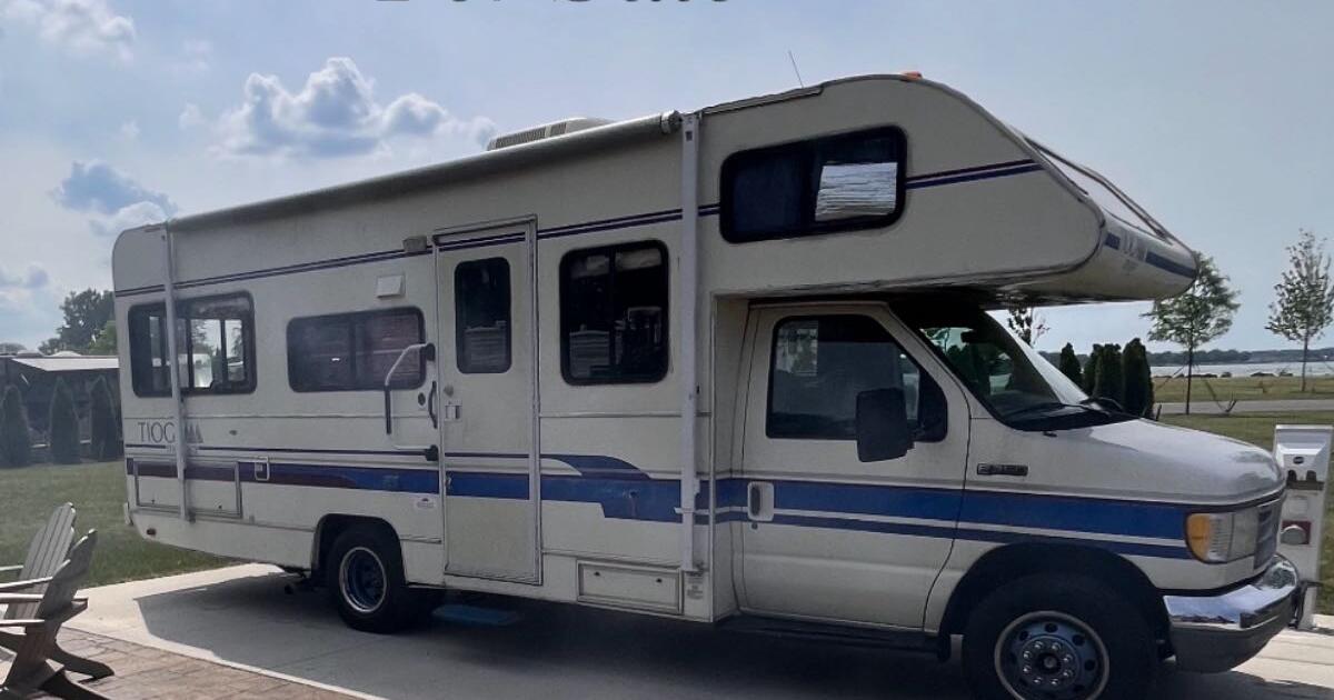 1993 Fleetwood Tioga Class C motorhome 24 feet for $10000 in Oak Park ...
