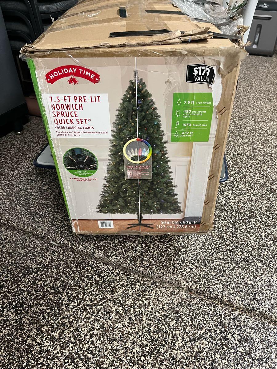 7.5-ft Pre-Lit Norwich Spruce Quick Set Christmas Tree for $50 in ...