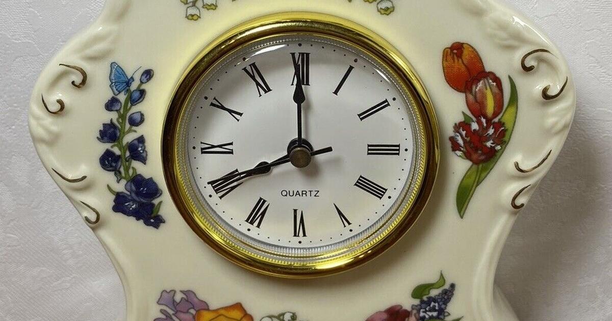 Avon Vintage Gift Collection 2002 Romantic Flowers w/ Gold Accents ...