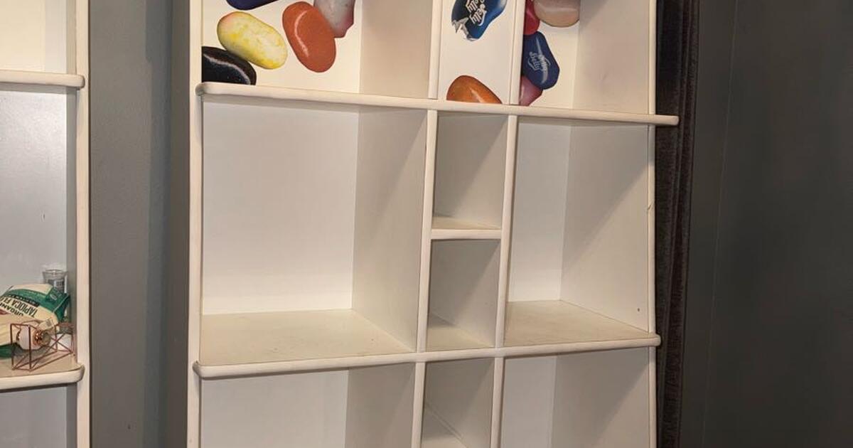 Jelly Belly Display Shelf for Free in Racine, WI | For Sale & Free ...
