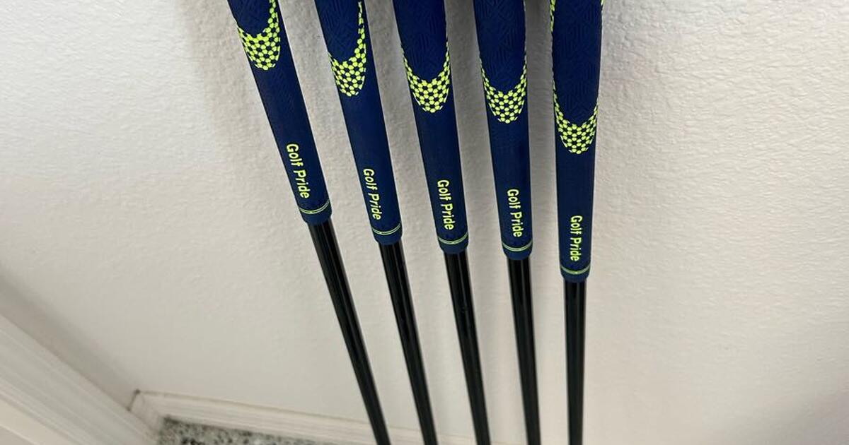 Men’s graphite, Clubs, Spalding for $25 in The Village, FL | For Sale ...