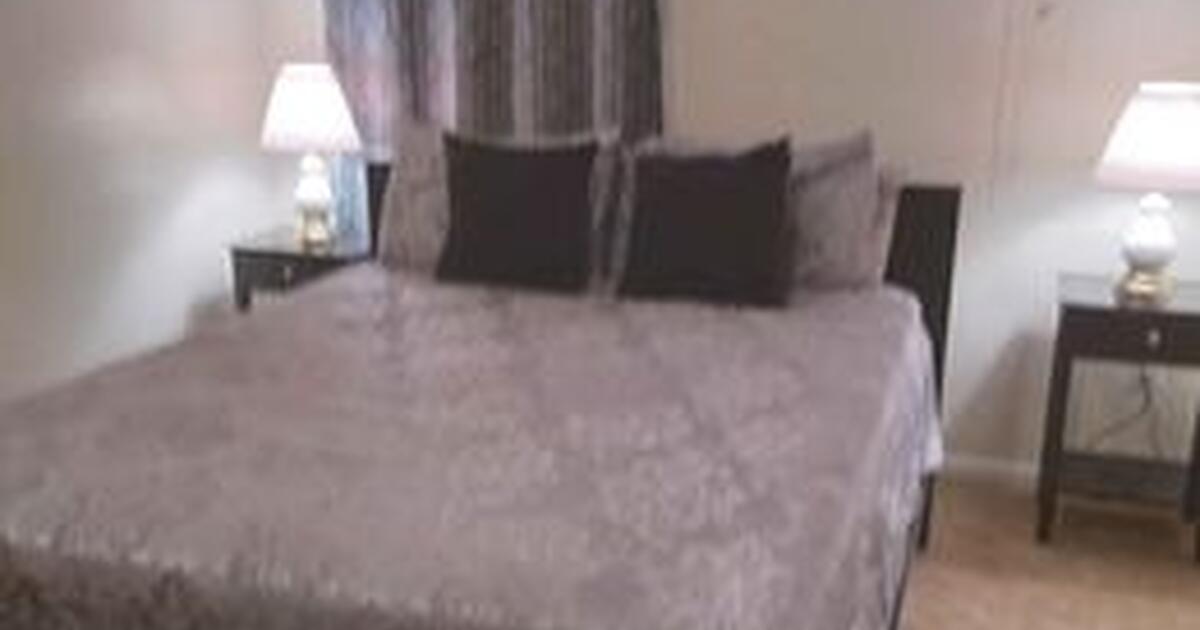 Male Room For Rent ( hit the more button on right for details) I do not ...