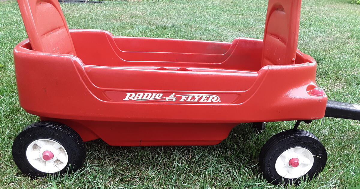 Radio Flyer Pathfinder Wagon for $48 in Brooklyn Park, MN | For Sale ...