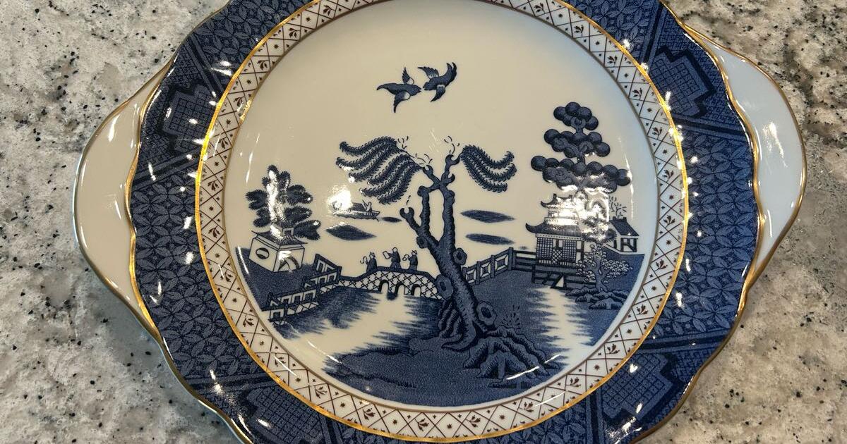 Royal Dalton Tea Set - Booths Real Old Willow pattern for $90 in ...