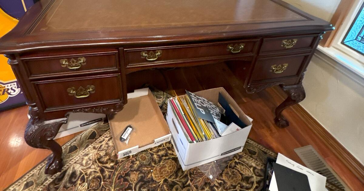 DESK for Free in Westminster, CO | For Sale & Free — Nextdoor