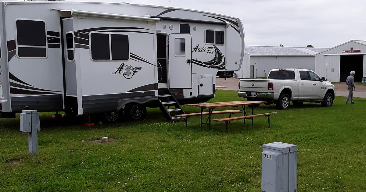 2019 Arctic Fox 5th Wheel Model 28-5C for $52000 in Crescent City, CA ...