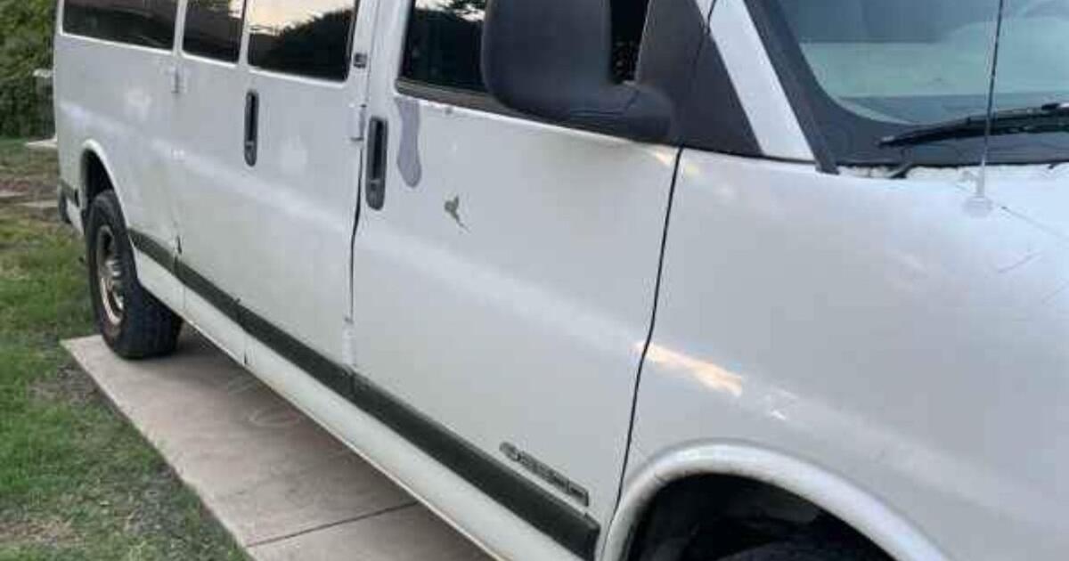 2001 Chevrolet Express 3500 Passenger Van for $5500 in Dallas, TX | For ...