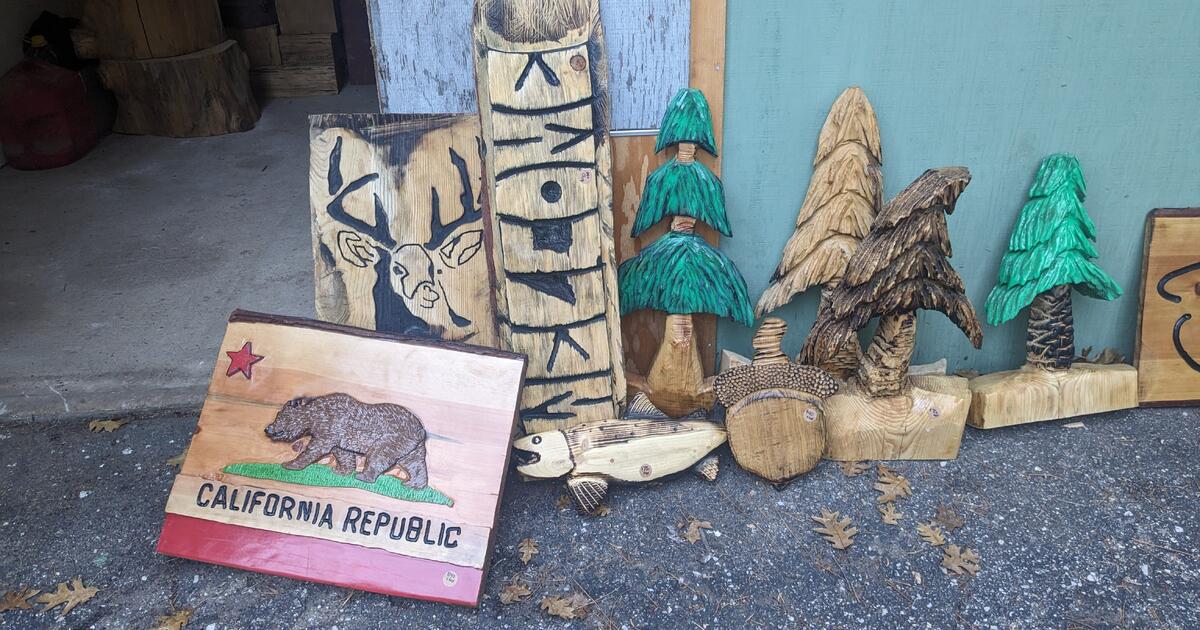 Chainsaw Carving Christmas Gifts for $1 in Hathaway Pines, CA | For ...