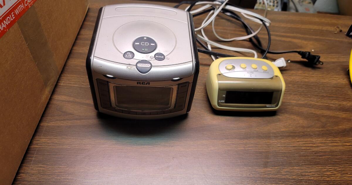 RCA CD Player and Clock Radio for Free in St Louis Park, MN | For Sale ...