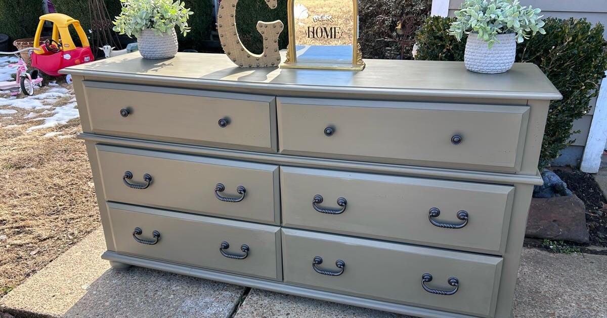 6-Drawer Dresser for $225 in Memphis, TN | For Sale & Free — Nextdoor
