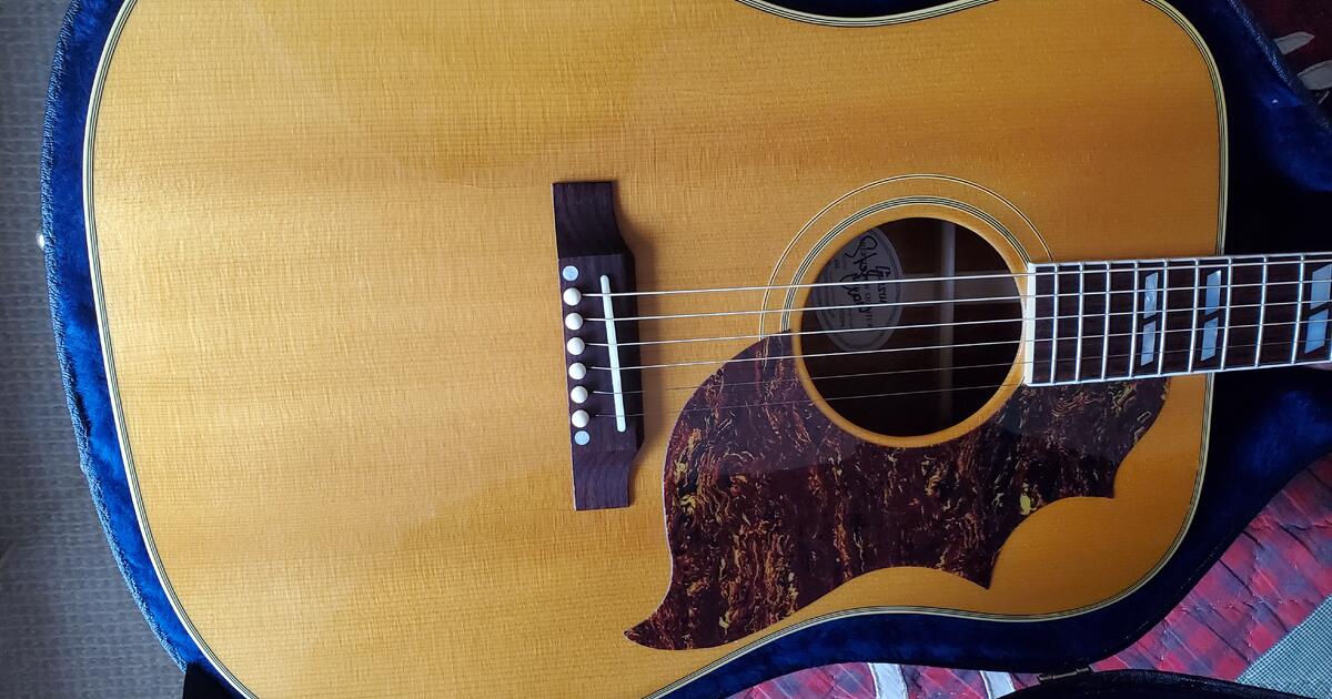2002 Gibson Sheryl Crow Signature Acoustic/Electric Guitar for $2950 in ...