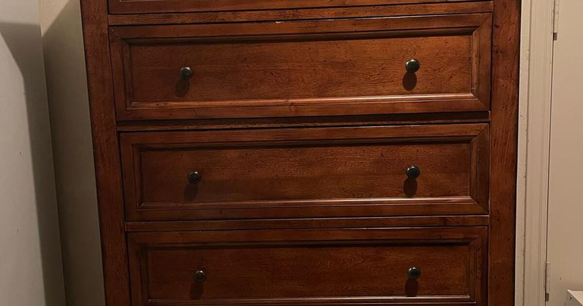Haverty’s Ashebrooke Chest for $150 in Lubbock, TX | For Sale & Free ...