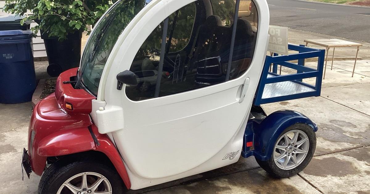 Electric GEM car reduced to $3500. for $4200 in Fair Oaks, CA | For ...