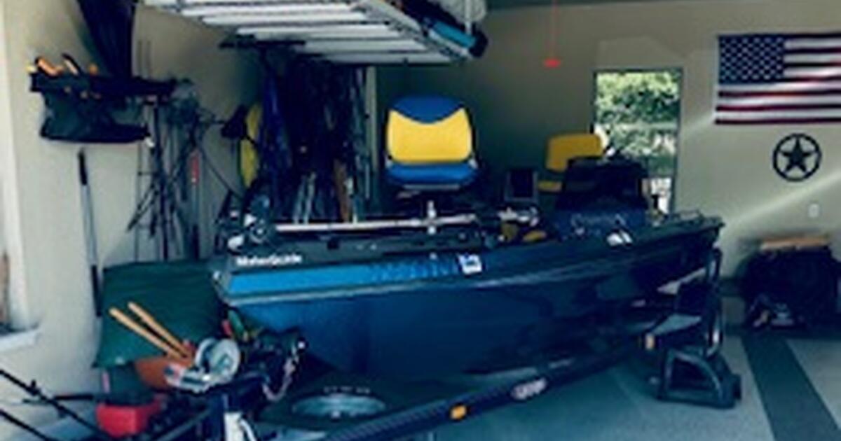 1993 Champion Bass Boat with 200hp Mercury and trailer for $6000 in ...