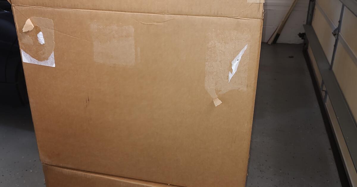 THEY ARE GONE MOVING BOXES - 2 LARGE SIZE VERY STURDY - PACKING ...