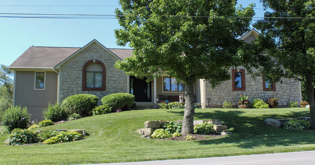 Beautiful Ranch Home on 1 3/4 acres for $1199000 in Shawnee, KS | For ...