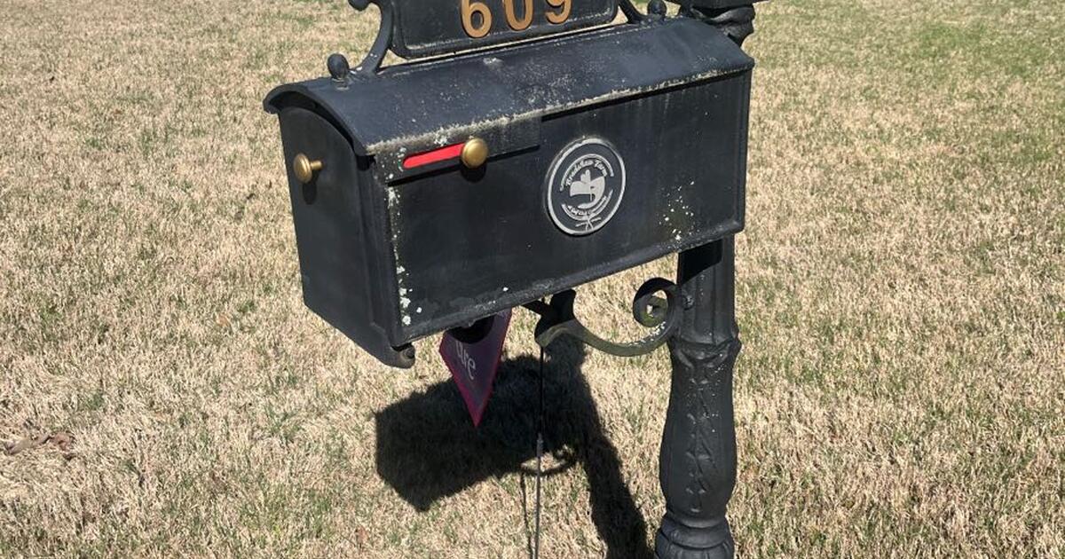 Spring Mailbox Makeovers for $75 in Woodstock, GA | For Sale & Free ...