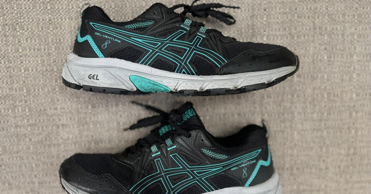 Use one time Women Asics size 7/5 for $20 in Magnolia, TX | For Sale ...