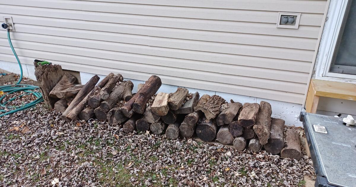 PENDING-Firewood Logs-PENDING - for Free in Columbus, OH | For Sale ...