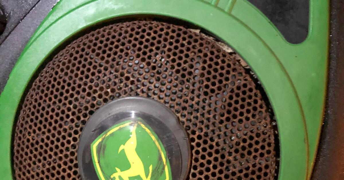 17.5 HP John Deere 500 cc Engine From D100 Riding Lawnmower for $50 in ...