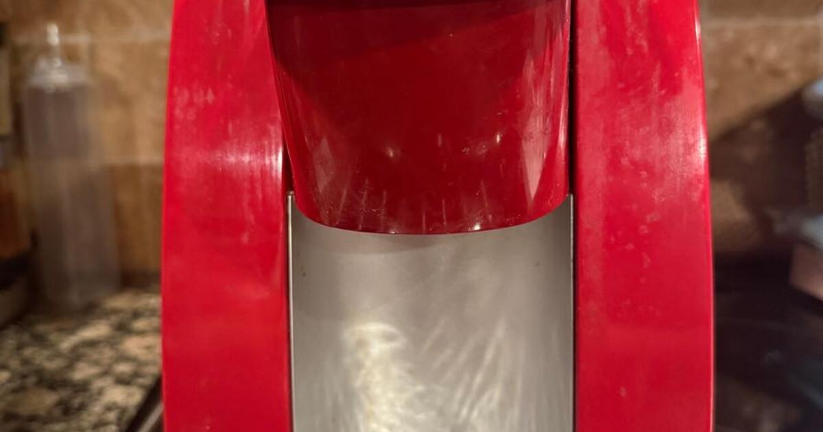 Beautiful Red Original Keurig Model B30 for $7 in Aurora, CO | For Sale ...