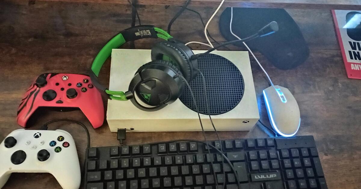 Xbox for $300 in Goodyear, AZ | For Sale & Free — Nextdoor