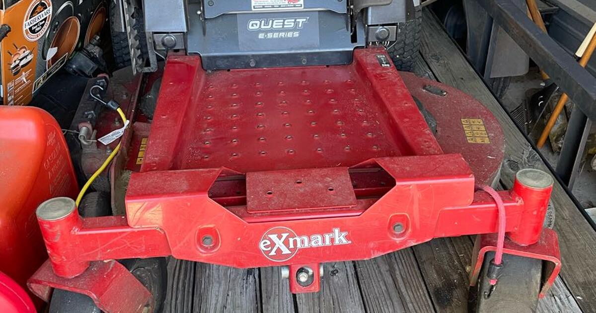 Zero Turn Lawn Mower/ Trailer/ Gas Backpack Blower/ Weed Eater in ...