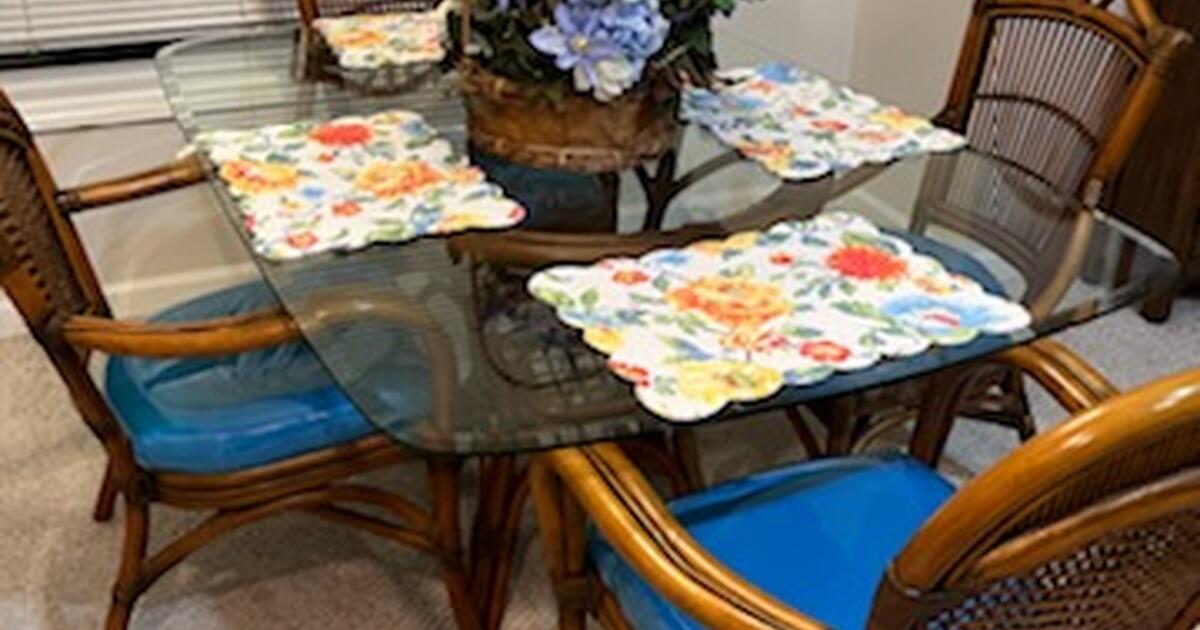WICKER GLASS DINING TABLE for $75 in Southport, NC | Finds — Nextdoor