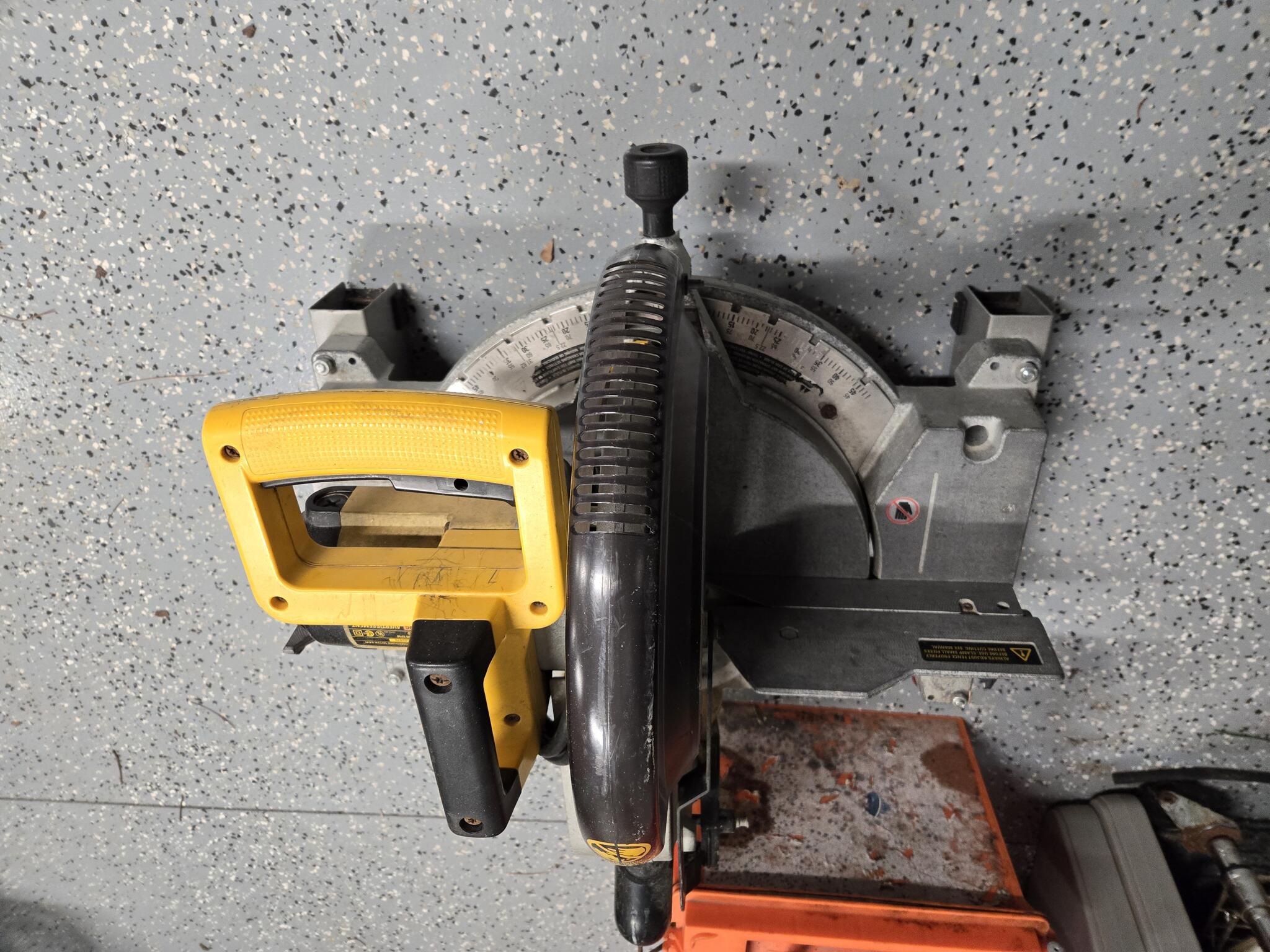 Dewalt DW705 for $100 in Southport, NC | For Sale & Free — Nextdoor