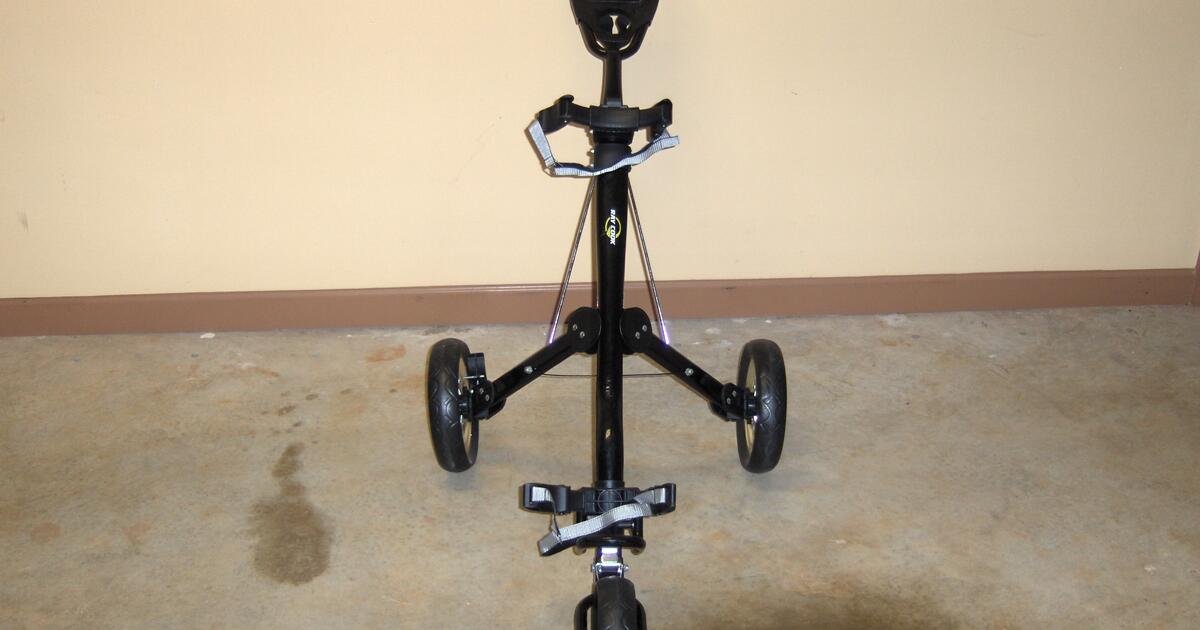 Ray Cook 3-Wheel Push Golf Cart for $20 in Centerville, GA | For Sale ...