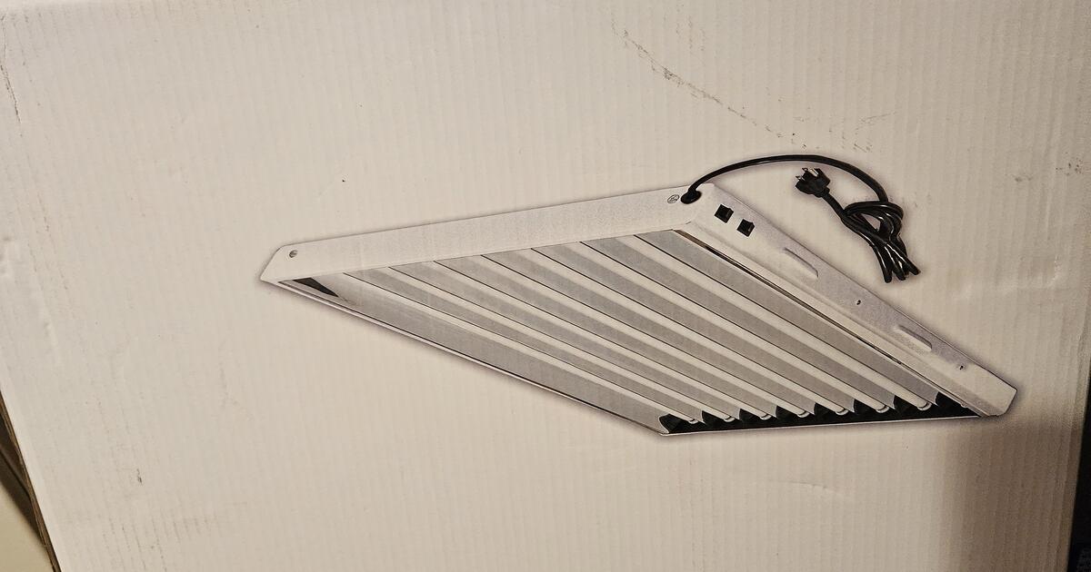 Ultra Grow Florescent Light Fixture for $75 in Eugene, OR | Finds ...