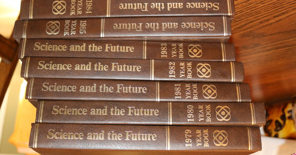 Vintage Science and the Future Yearbooks 1979-1983 for $50 in Valencia ...