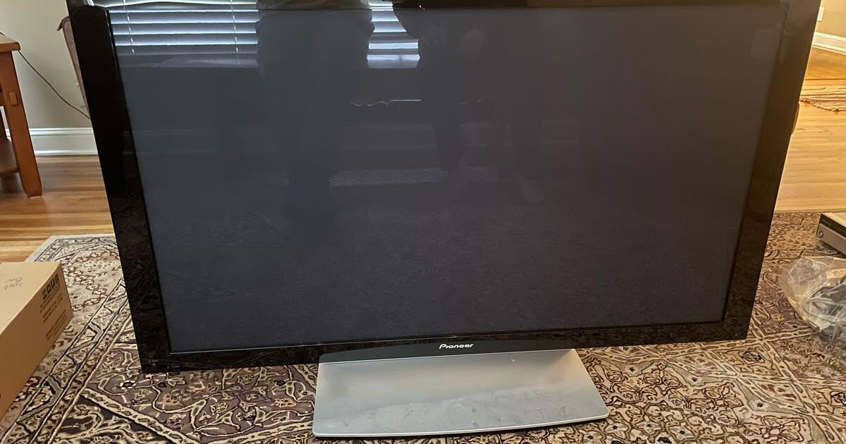50 inch Pioneer Plasma TV for $65 in Minneapolis, MN | For Sale & Free ...