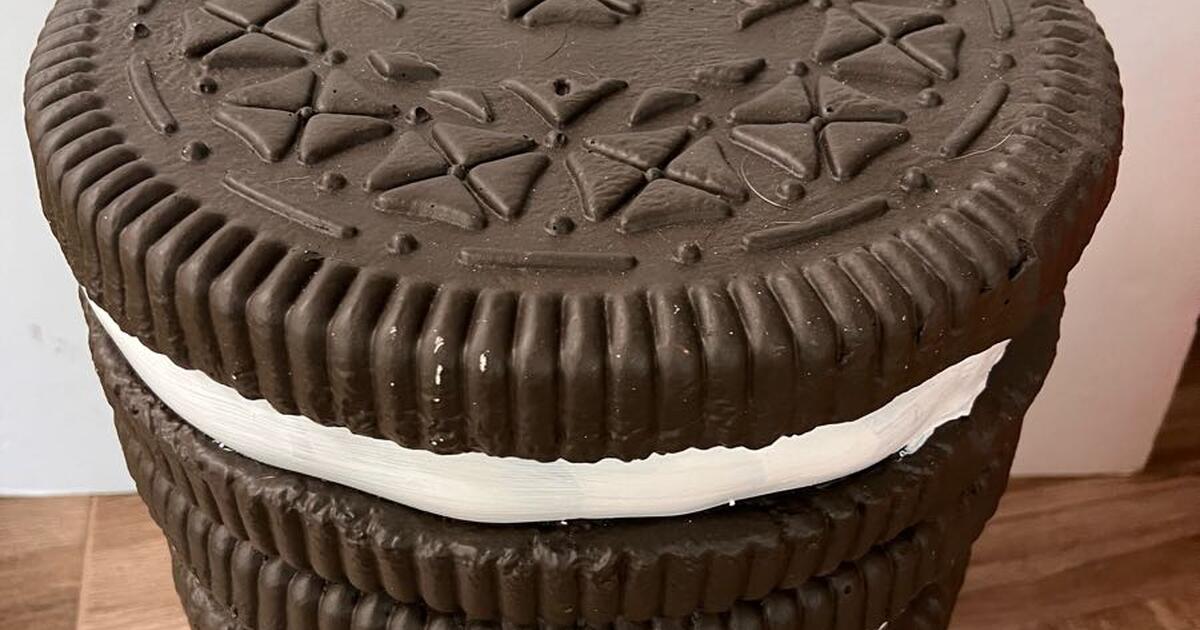 Oreo Stool for $150 in Orlando, FL | For Sale & Free — Nextdoor