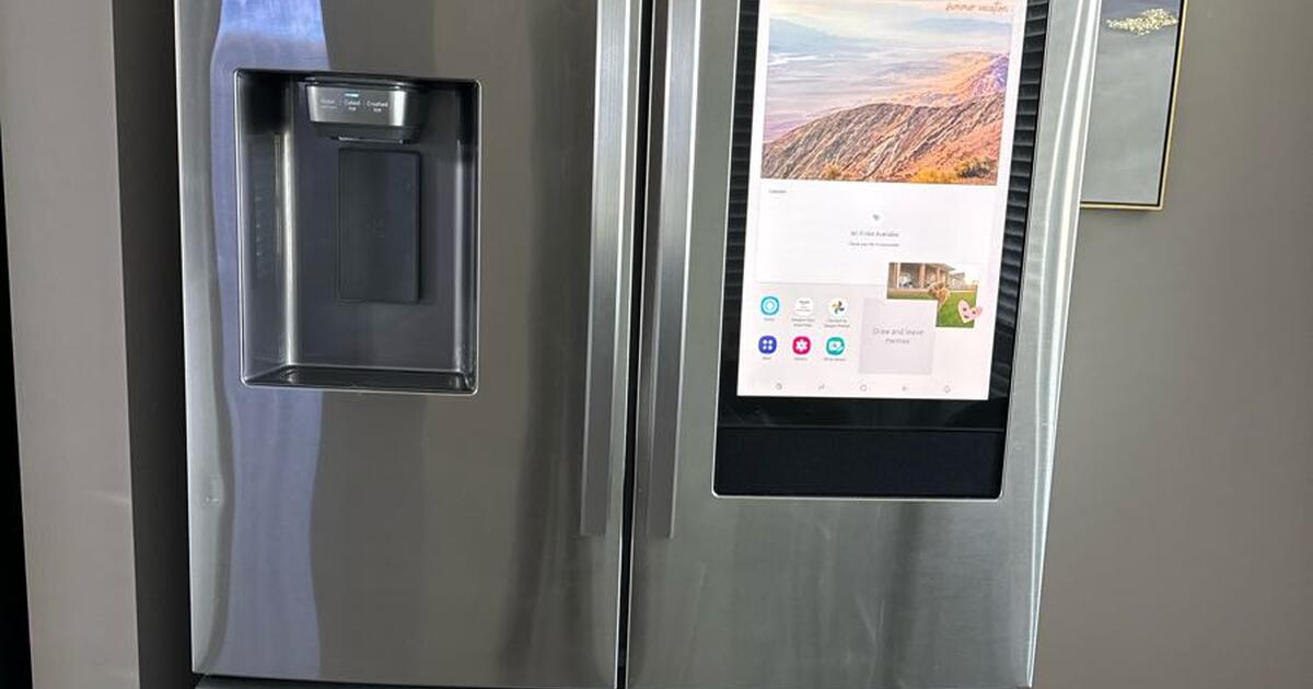 Samsung Family HUB Refrigerator for $1700 in Naples, FL | For Sale ...