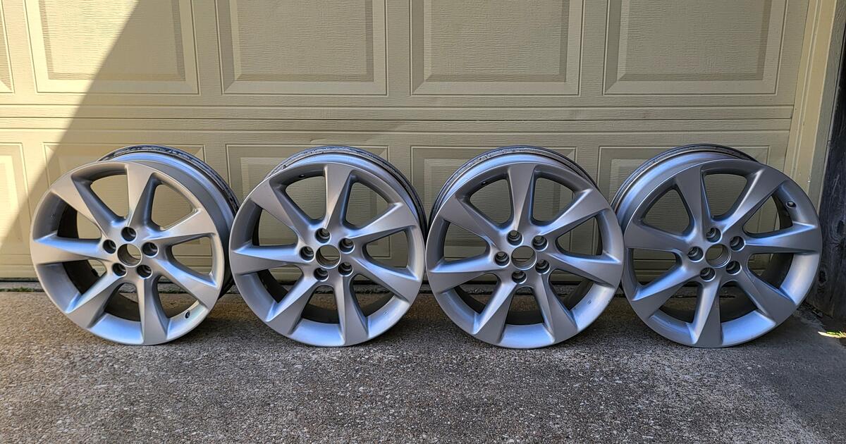 Lexus 2010 RX 350 19" Alloy Wheel for $35 in Houston, TX | For Sale ...