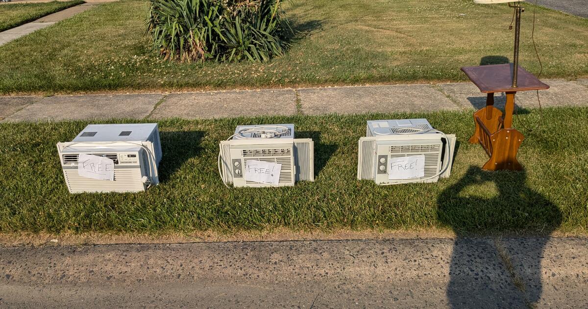 ACs and Furniture/ AC Units Are Gone for Free in New Castle, DE | For ...
