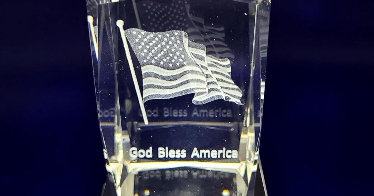 3D Crystal Flag Display for $15 in Panama City, FL | For Sale & Free ...