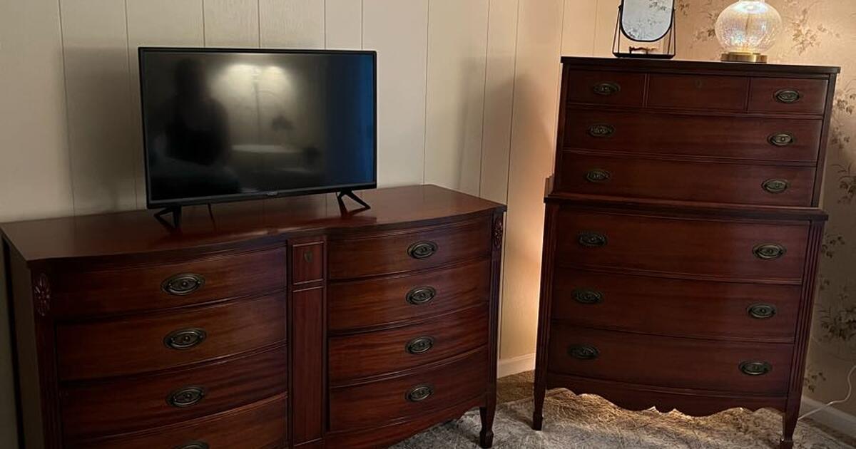 4 Pc set Dixie Mahogany Bedroom Vintage: Dresser, Highboy, Nightstand ...
