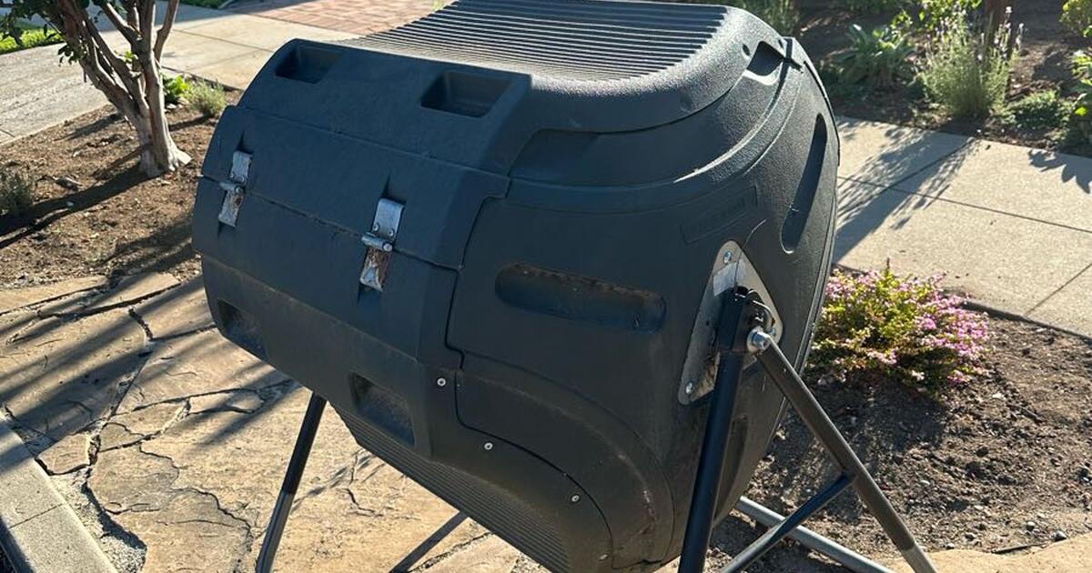 Free composter for Free in Pasadena, CA | For Sale & Free — Nextdoor